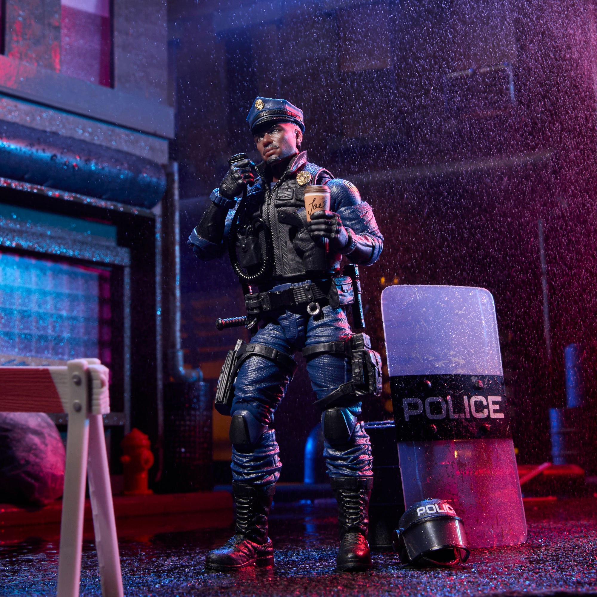 G.I. Joe Classified Series Legacy Collection: Action Joe — Police Emer ...