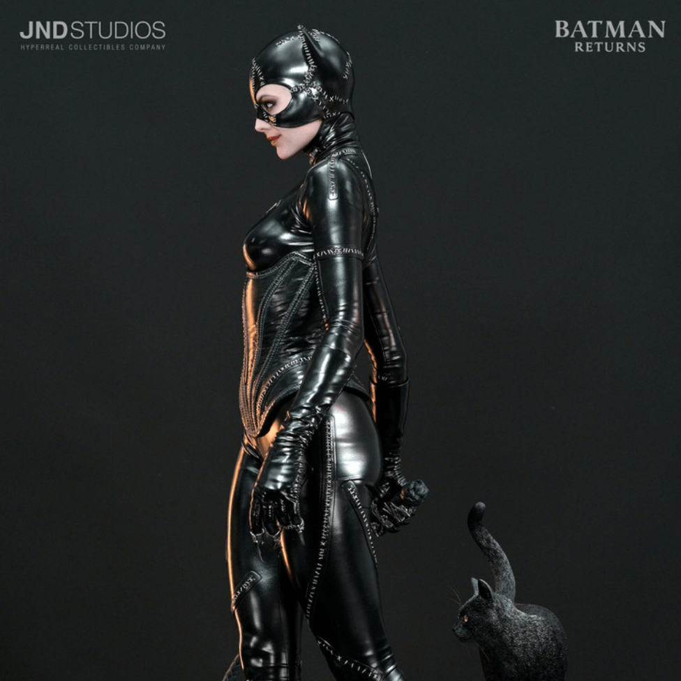 1:3 JND Catwoman of Batman Returns Single – Titan Toyz