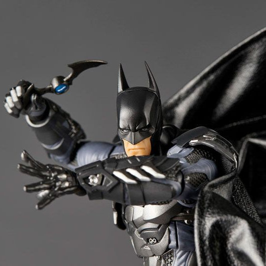 REVOLTECH AMAZING YAMAGUCHI BATMAN ARKHAM KNIGHT – Titan Toyz
