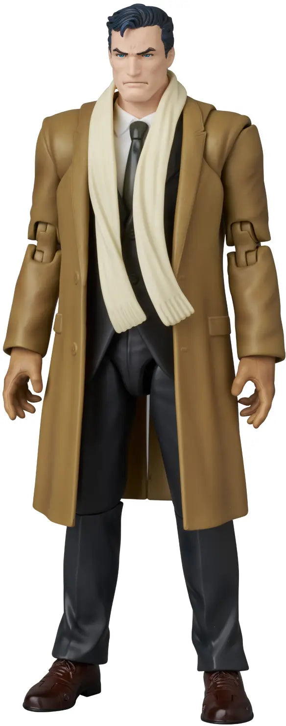MAFEX Bruce Wayne (Batman: Hush Ver.) – Titan Toyz
